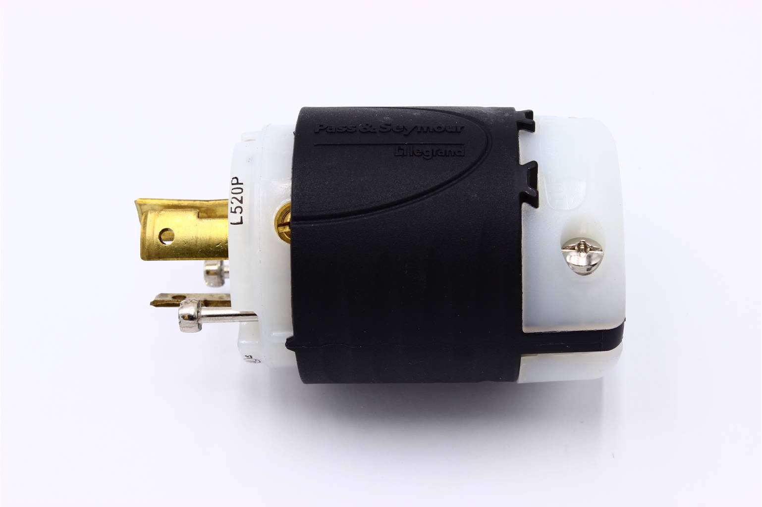 Plugs and Receptacles Collection | Canadian Industrial Supply