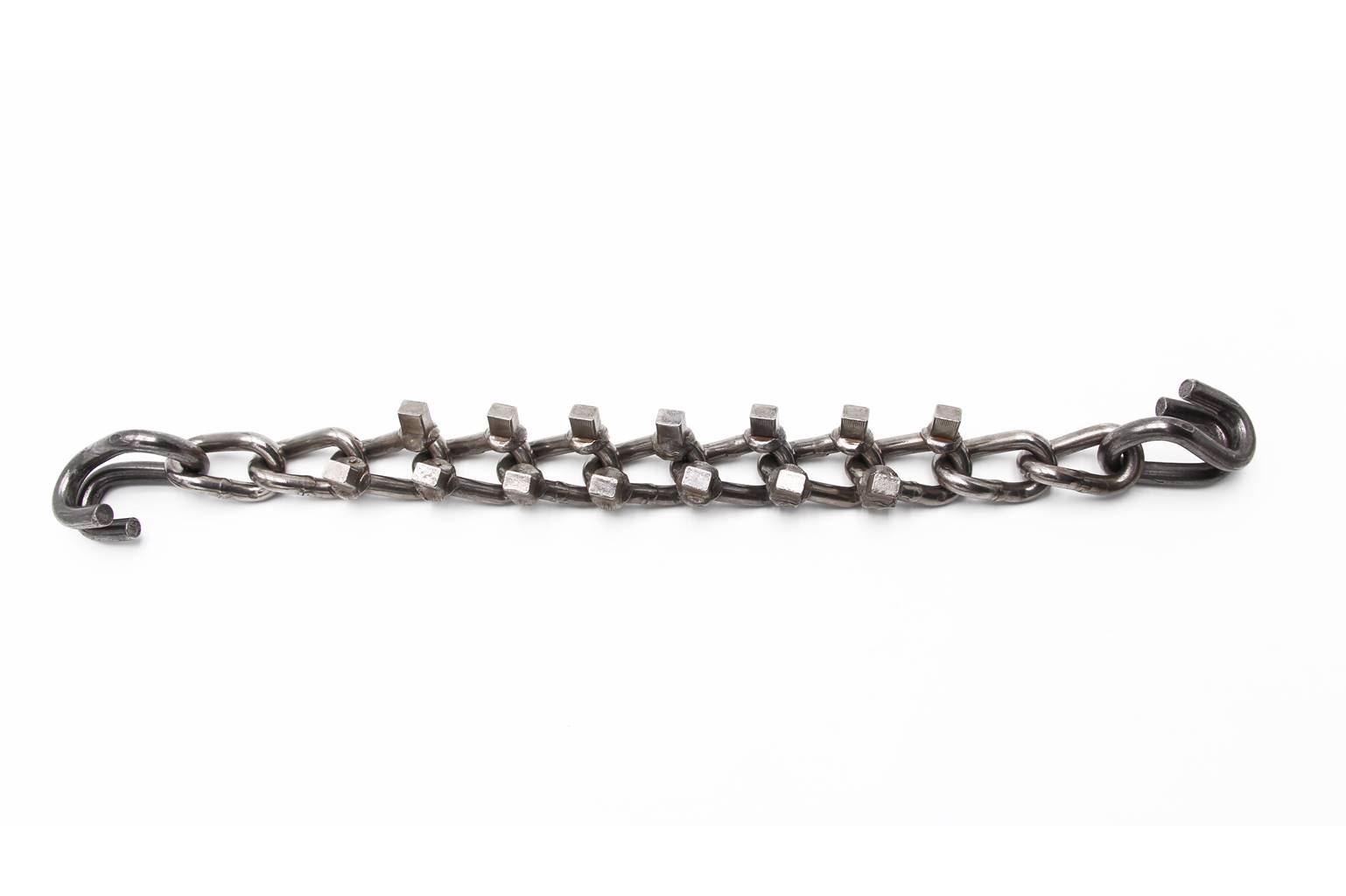 Trygg Stud Cross Chain | try307584 | ohcanadasupply.ca